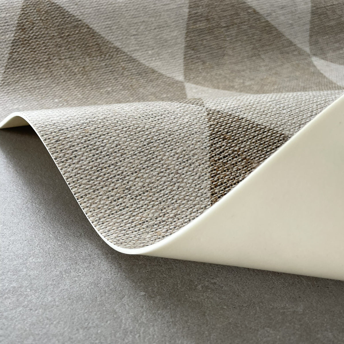 Wonderland Vinyl Mat | VMAT